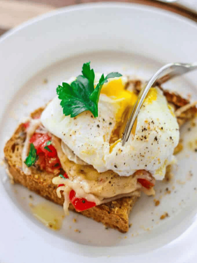 Poached Egg on Parmesan Tomato Toast - Eating European