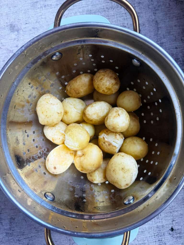 New Potato Salad with Garlic and Herbs - Eating European